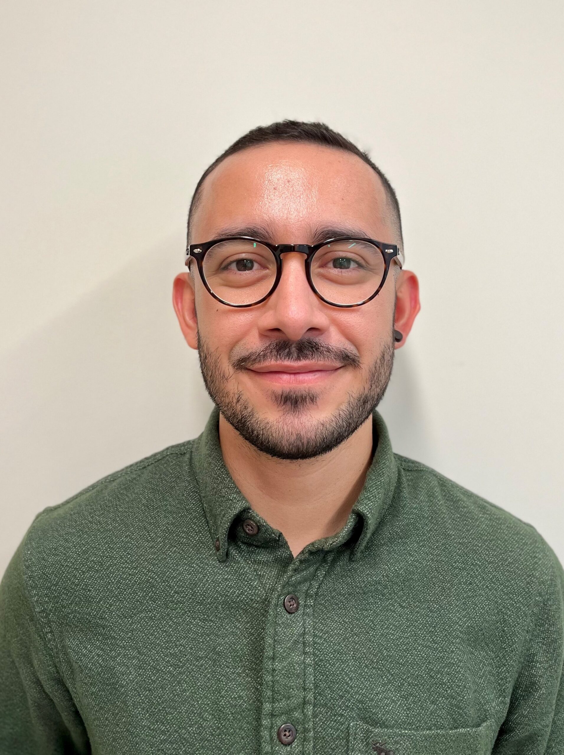 Staff Bio: R. Alvarez - HQ Toronto